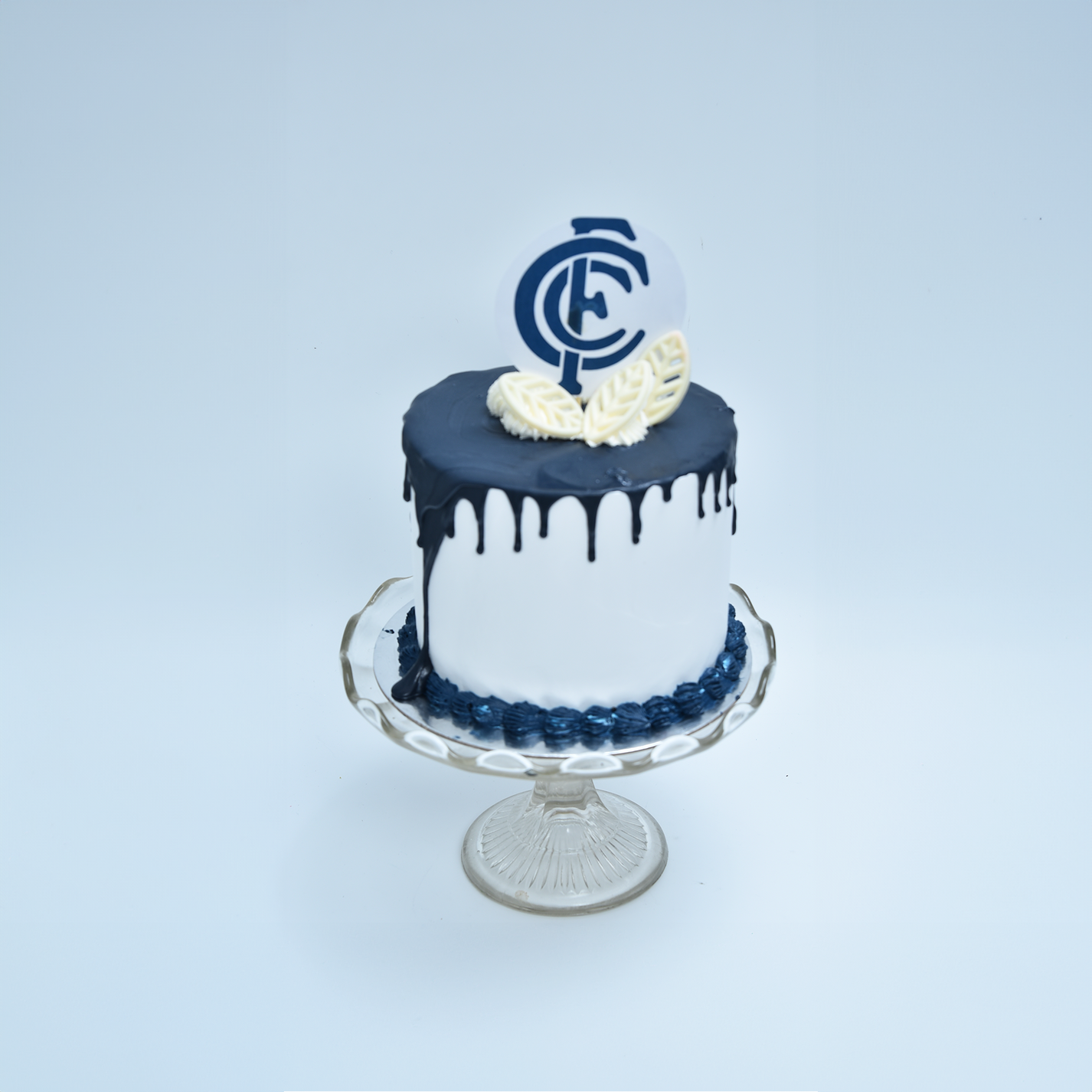 AFL 2024 Drip Cake Carlton Blues – Isher Eggless Bakers