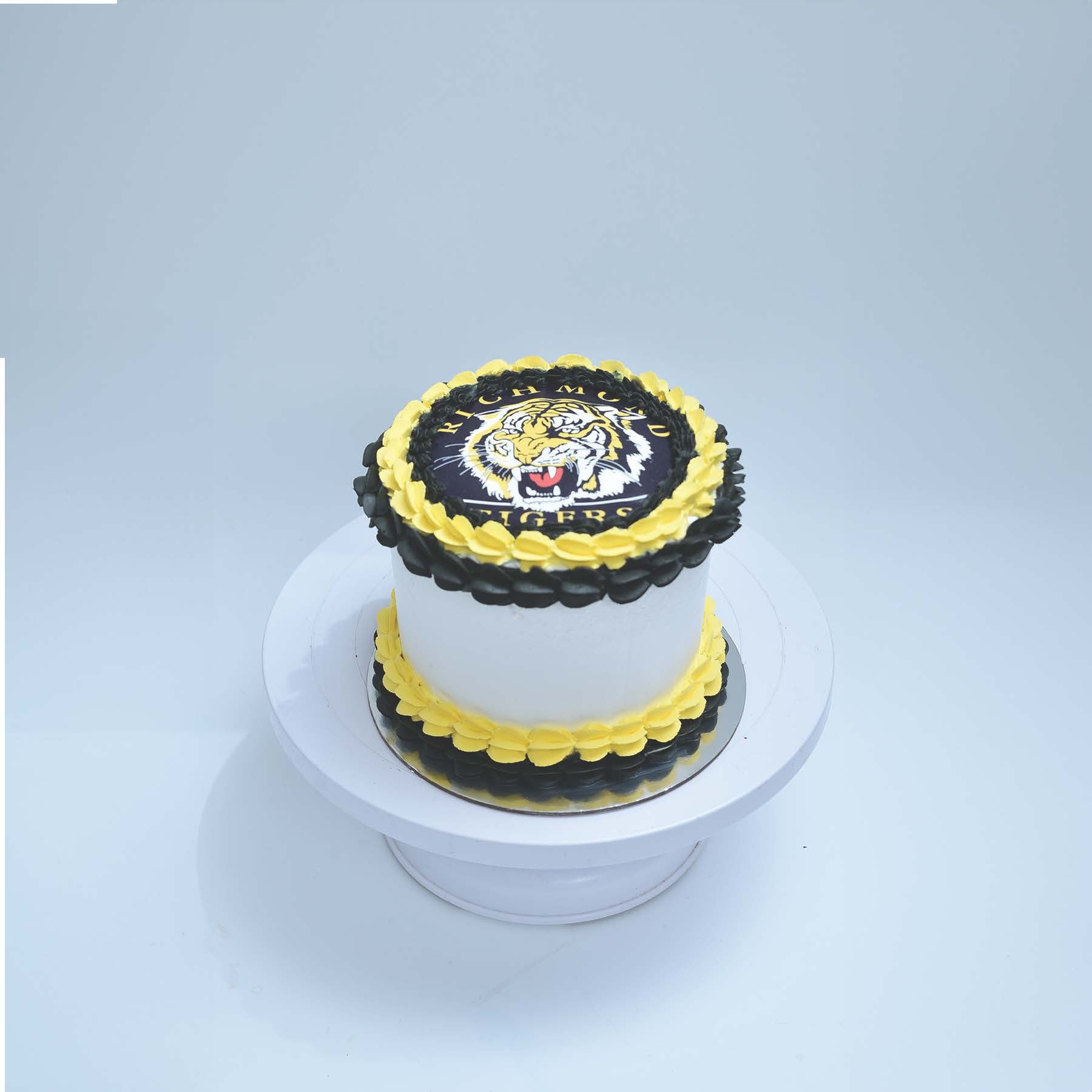 AFL Edible image cake ( All teams available) – Isher Eggless Bakers